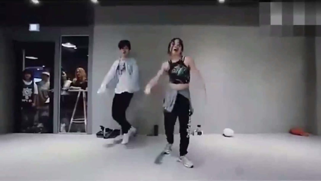 2019最火抖音舞蹈 Beyonce练习室的《BabyBoy》简单易学舞蹈教程