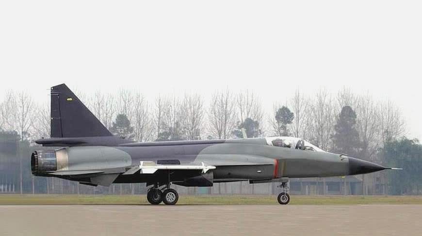 这个非洲大国分期付款也要买,我国枭龙战机终于有了大客户