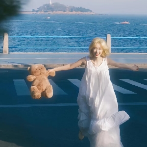 是沙子总不会发光 