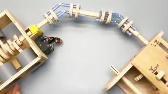 自制一个三接头传动轴,机械原理清晰明了,真是脑洞大开啊