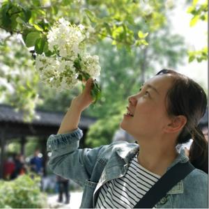 西芹百合hyh 