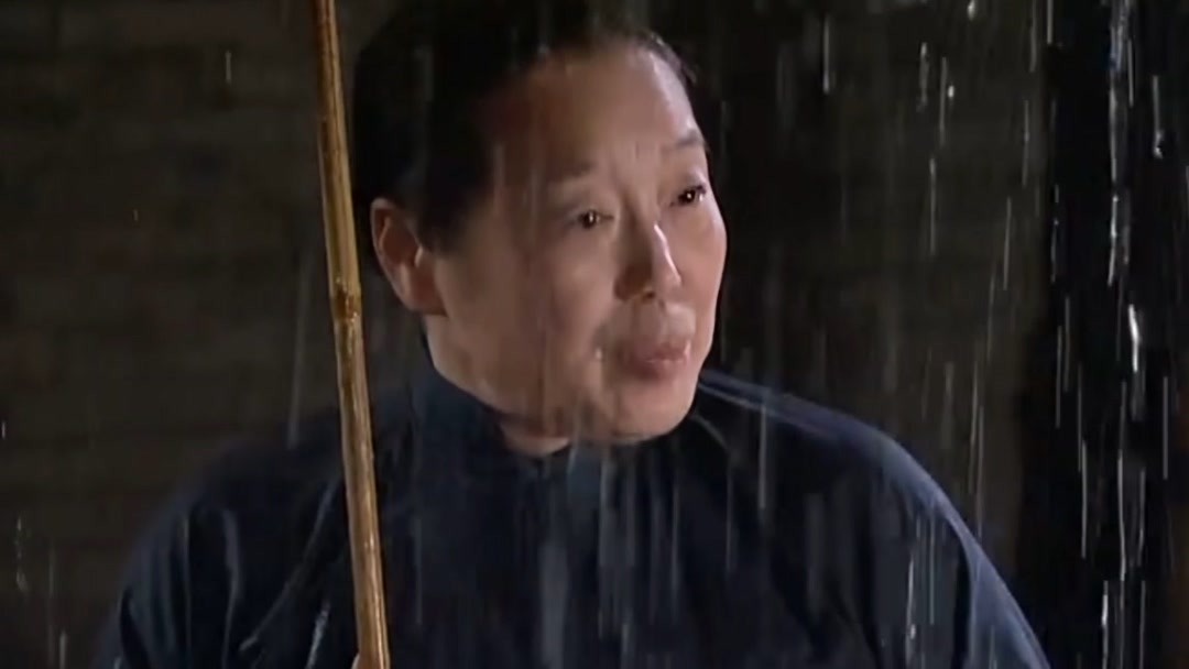 傻春:傻大个和产婆讨价还价,这策略让人心服口服