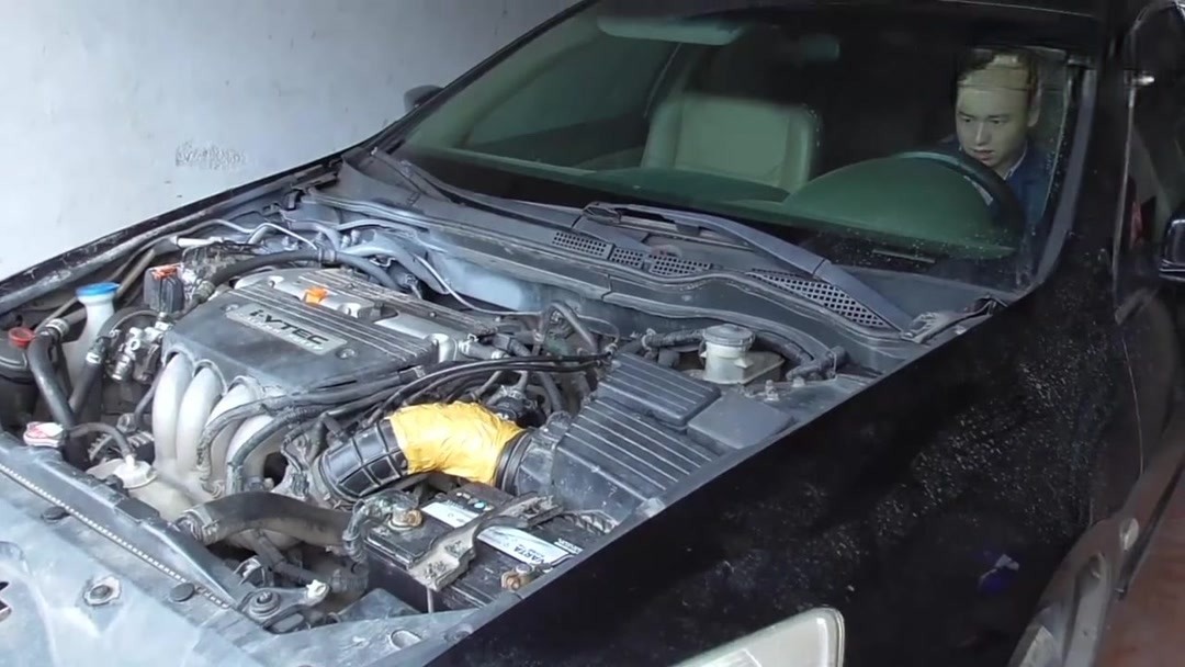 本田发动机加速不起,小雄把氧传感器更换后看反应如何?