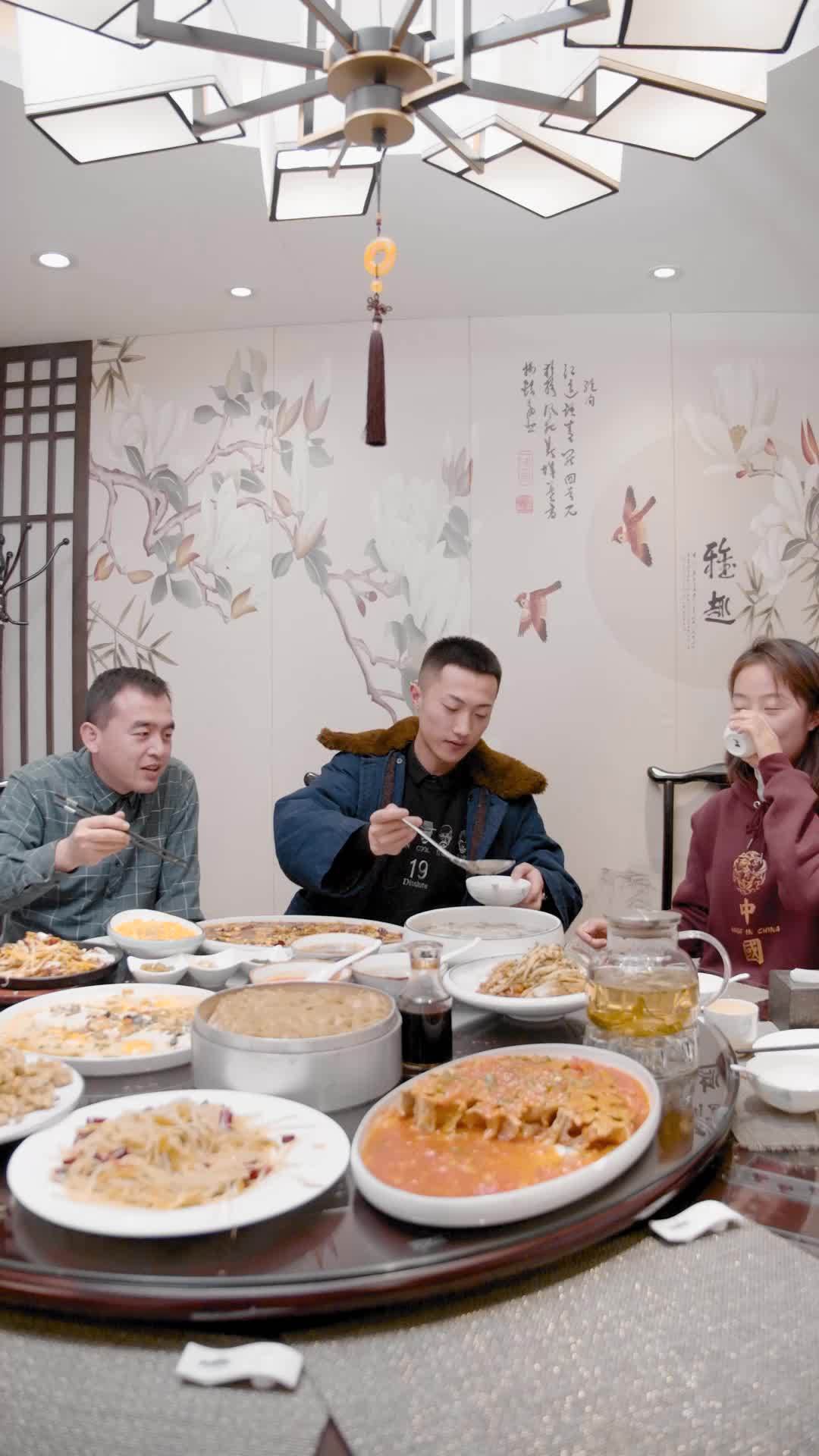 这种无用的社交不来也罢,做好自己比什么都强