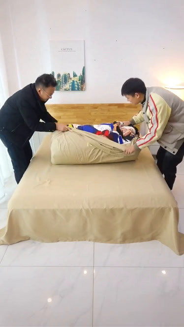 套被套的最快的方法,不用抖不用拽卷卷就好了、真实用!