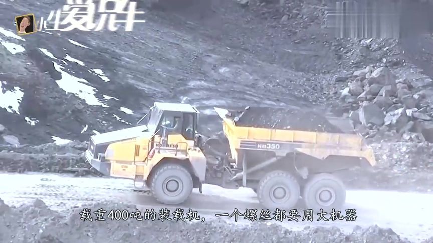 这款大型卡车的轮胎重5.3吨价值20万,长见识了!