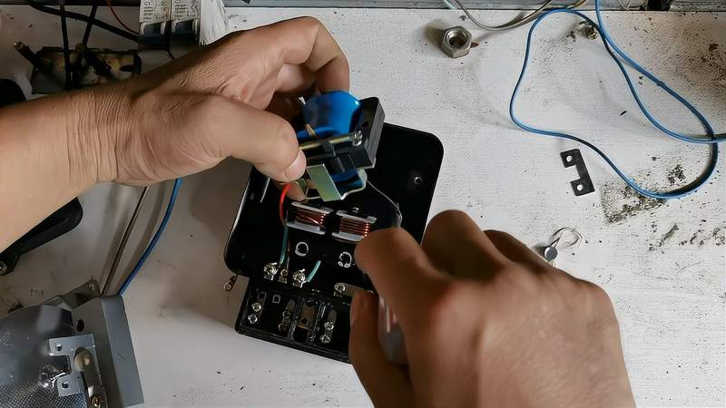 家里用的这种电表,怎么调快慢?一看就懂