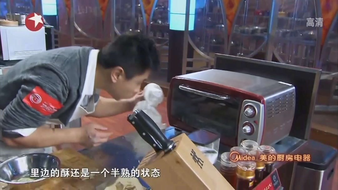 穷小子一心追求完美 不料弄巧成拙 评审大骂:是完全生的