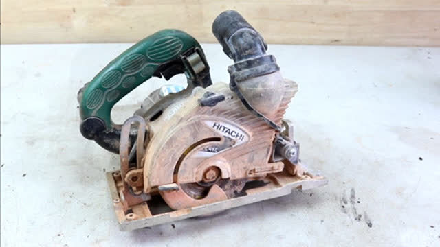 瓷砖切割机坏了怎么办?牛人帮你搞定它,一点都不带犹豫的