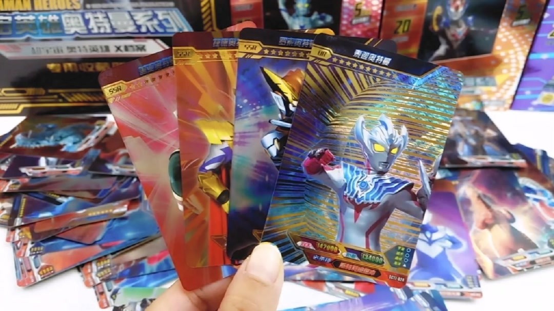 奥特曼卡片,15包豪华版连开,能出几张满星卡?