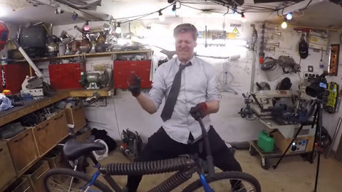 没有车座的自行车,骑行方式特别还能减肥,没点体力还真骑不了