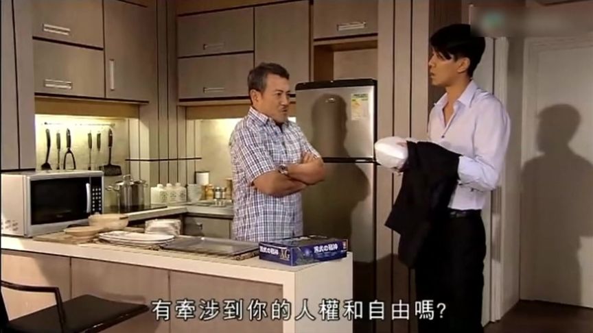 马强以为大SIR骂他买模型,怎知大SIR想要他的烧肉