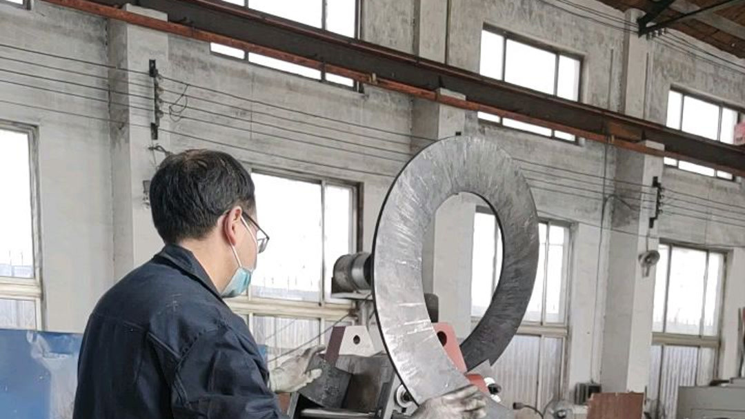 小型螺旋叶片加工制作过程