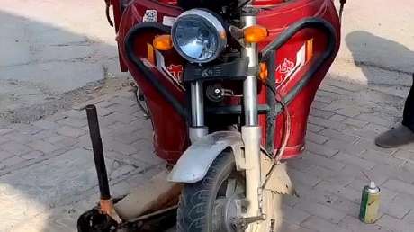 摩托车公里表数字不走,千万不要换新的,老师傅教你一招!