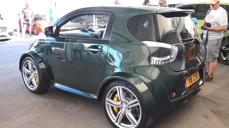 阿斯顿·马丁这台微型汽车,采用了4.7L的V8发动机,售价27万元