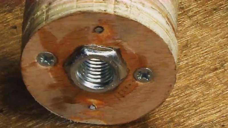 牛人将角磨机这么一改,功能也太强大了,还是真的高科技!