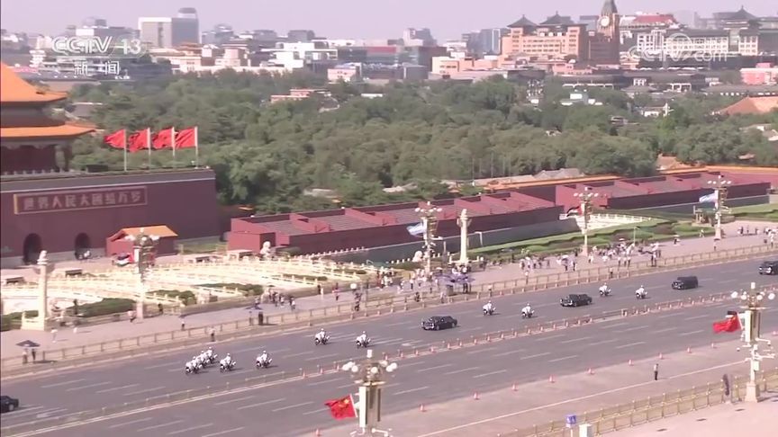 习近平举行仪式欢迎巴勒斯坦总统访华