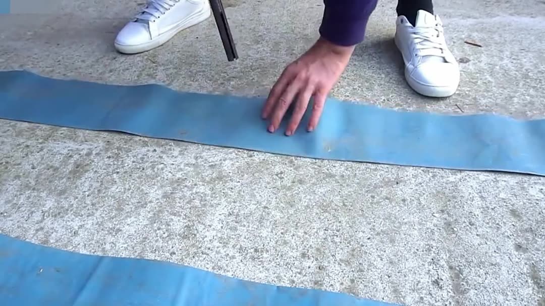 小伙开发电钻新用法,装上简单加工过的钢管,实用效果100分