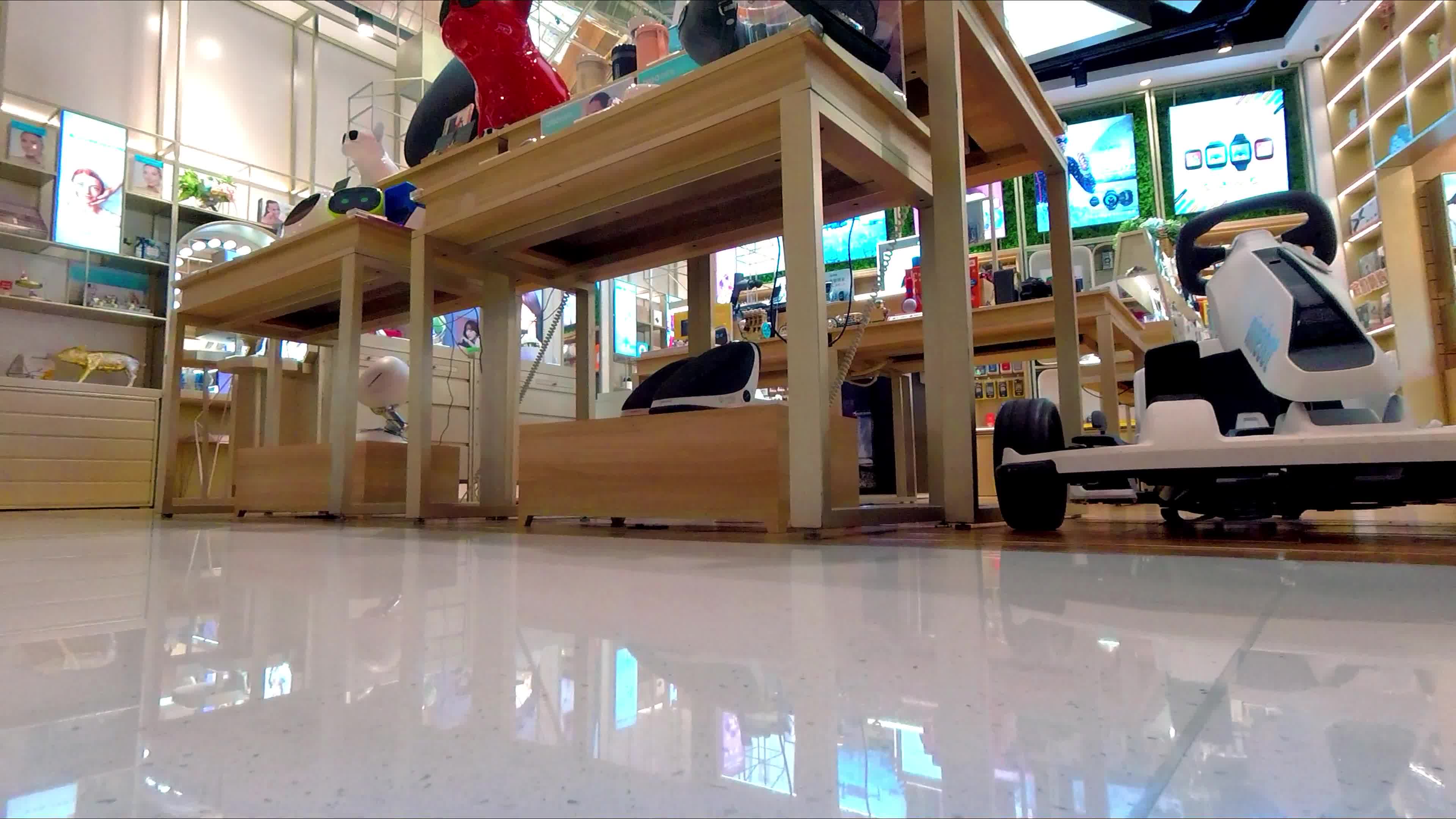 《鼎哥番外》把Gopro session黏在平衡车和遥控车下面会发生什么呢?