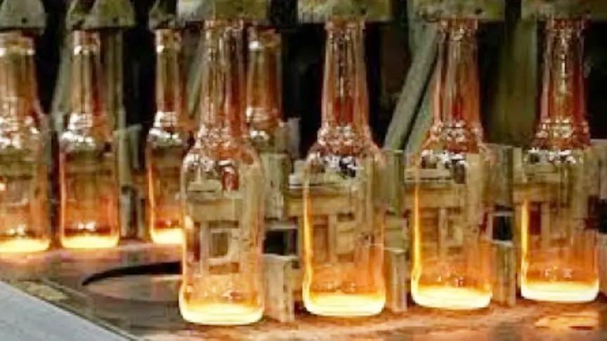 玻璃瓶是如何制作的?竟然还有沙子,让人出乎意料!