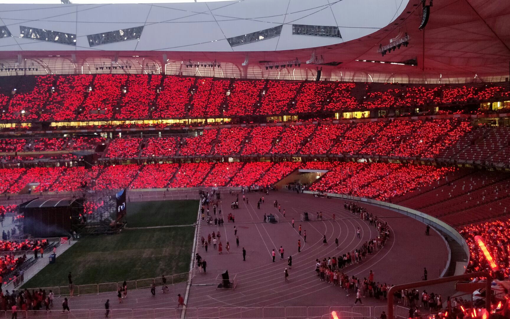 2018华晨宇鸟巢“火星演唱会”现场片段