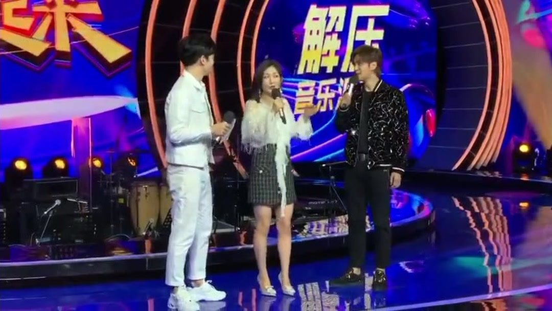 #嗨唱转起来官宣# 嗨唱转起来发布会也太.