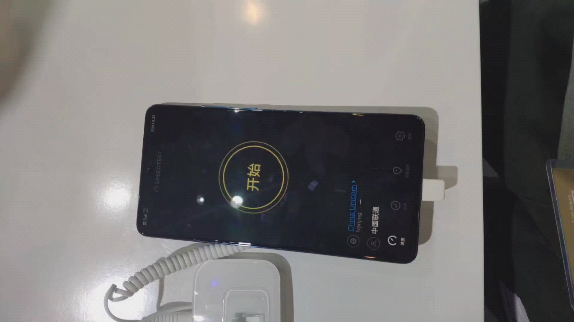 【展示】今天去了南京中国软件博览会,第一次去感受5g,感觉没有何...