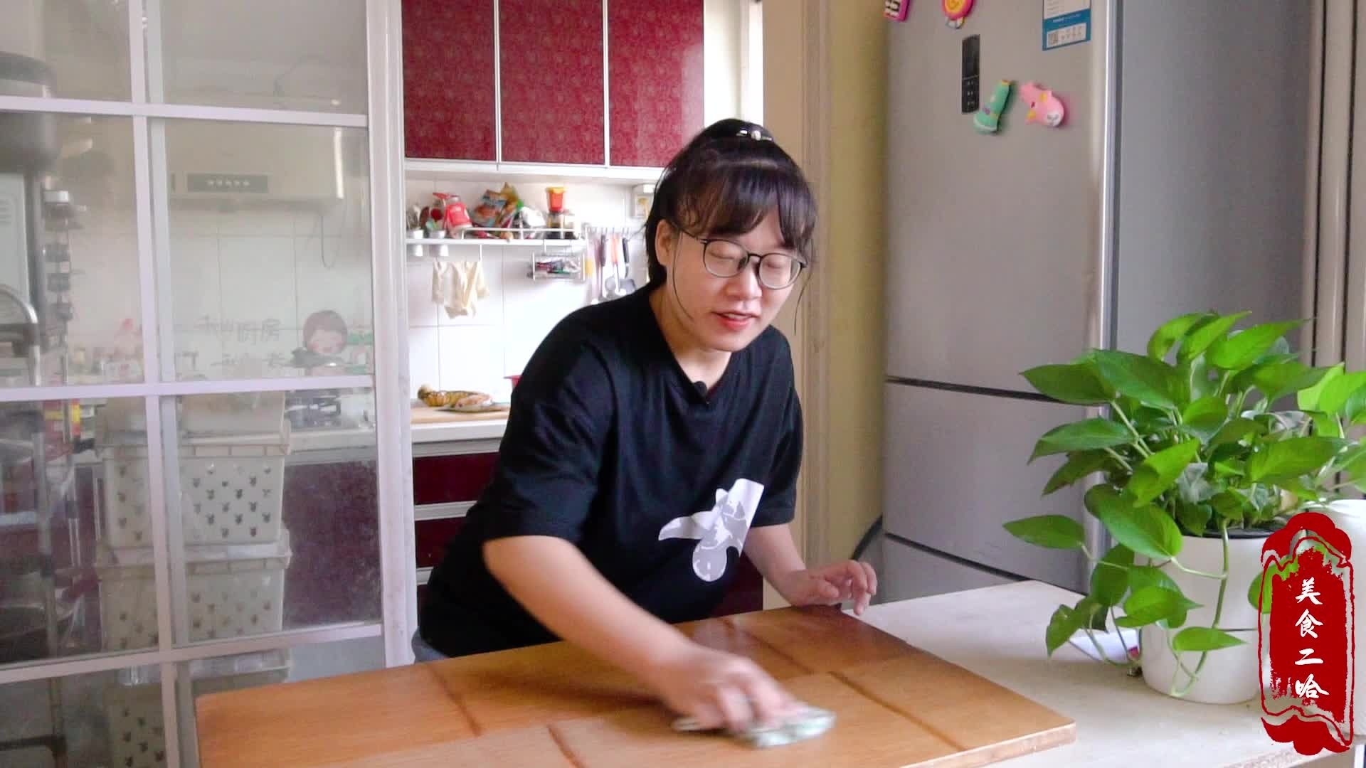 自制珍珠奶茶,5分钟能搓200多颗,软弹劲道又爽口,在家喝个过瘾