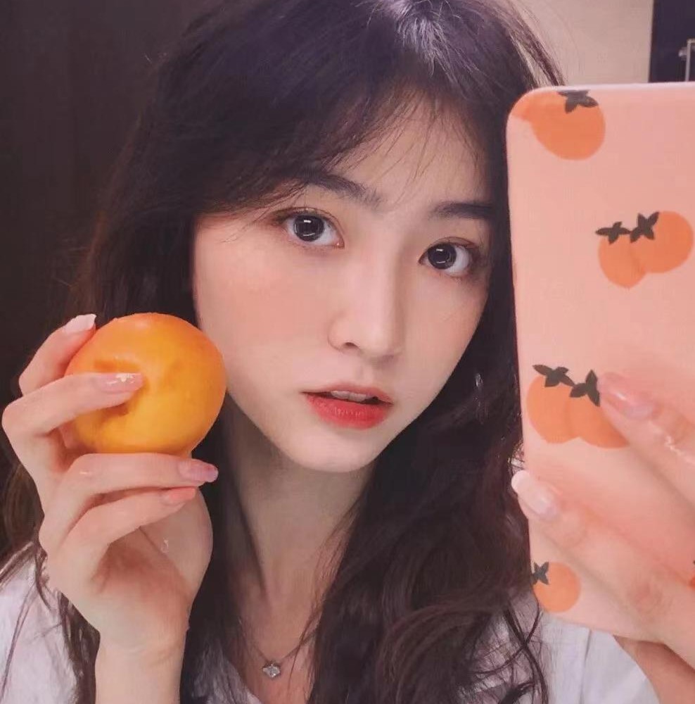 一只小小小白帽 