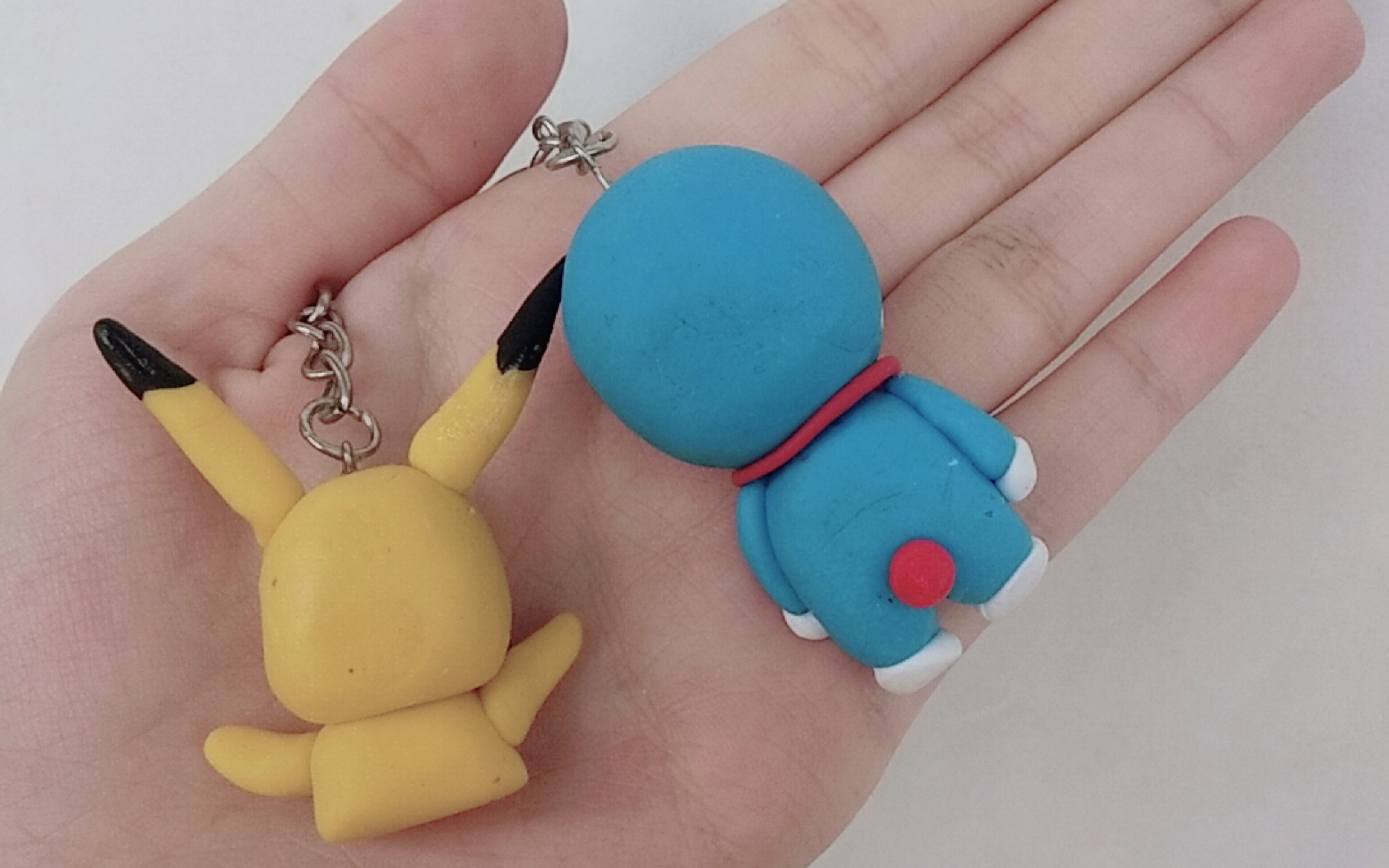 【软陶泥】捏 皮卡丘和哆啦A梦(两个深沉的背影)