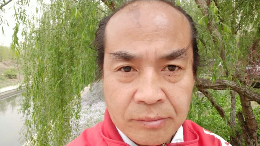 翻唱春晚经典歌曲,付笛生原唱的《众人划桨开大船》。