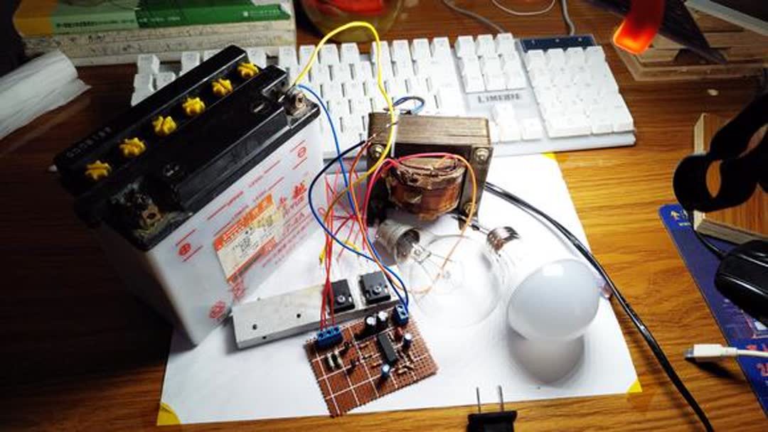 自己动手做一个逆变器,12V轻松转220V,带动大功率电器