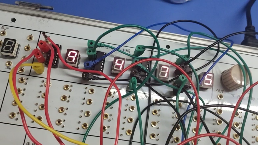 实验箱设计时钟计数器