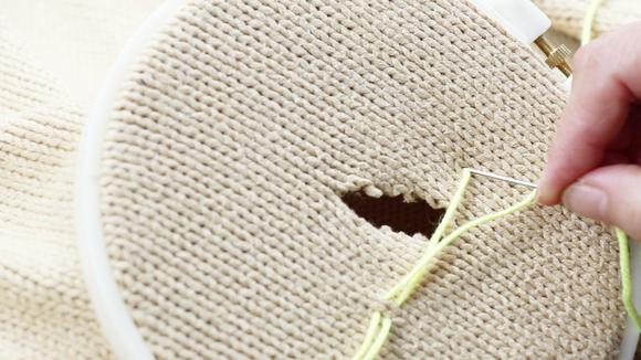 羊毛衫大破洞织补方法,零基础教学,新手也能学会