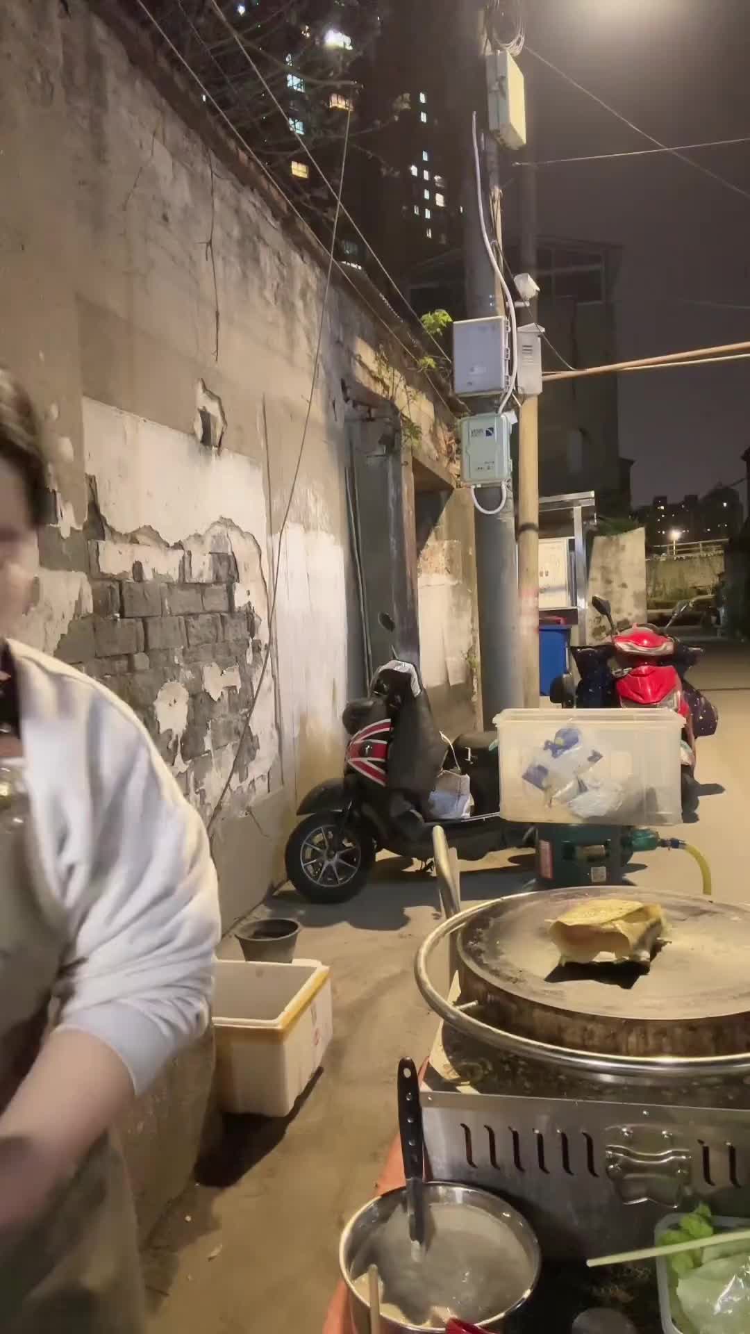 学会新歌啦～ 我会等 无声卡清唱 记录摆摊生活