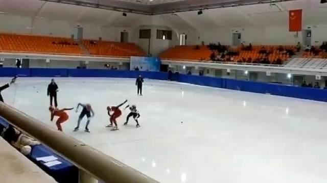 回顾短道速滑,孙龙夺冠,这波滑的很强势!网友:小将要崛起了!