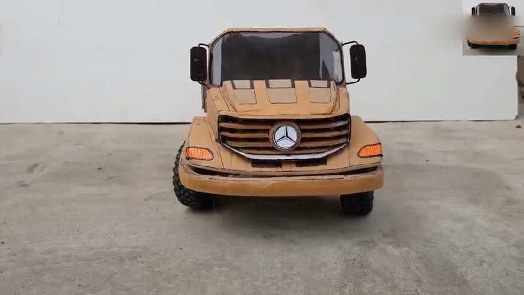 硬纸板制作电动卡车模型很好玩,看看牛人是怎么做的