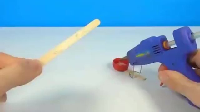 发明的激光武器,真的太厉害了,发明者真是天才!