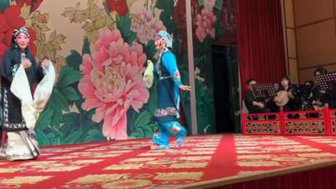国家京剧院演出的《失子惊疯》,艺术家的功夫了得,饱眼福
