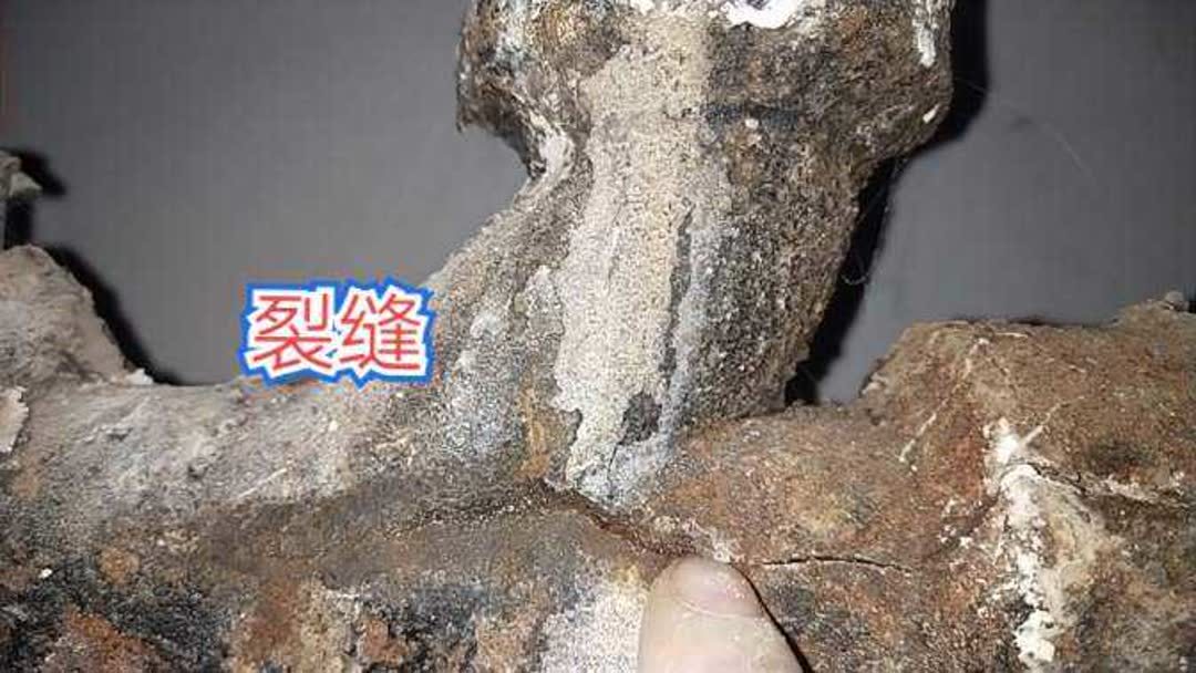 铸铁管裂缝漏水可以这样修,简单又便宜