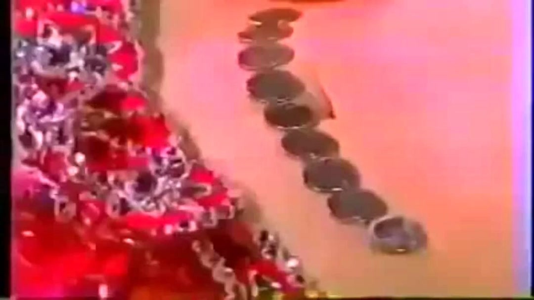 惊呆了!肚皮舞娘的惊人控制力