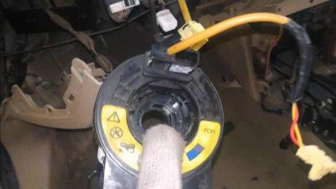 荣威350.拆气囊模块、时钟弹簧