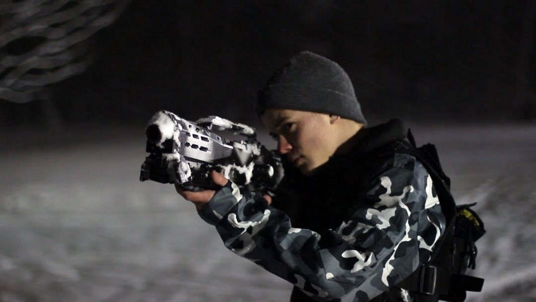 真人CS:黑夜中的救援行动