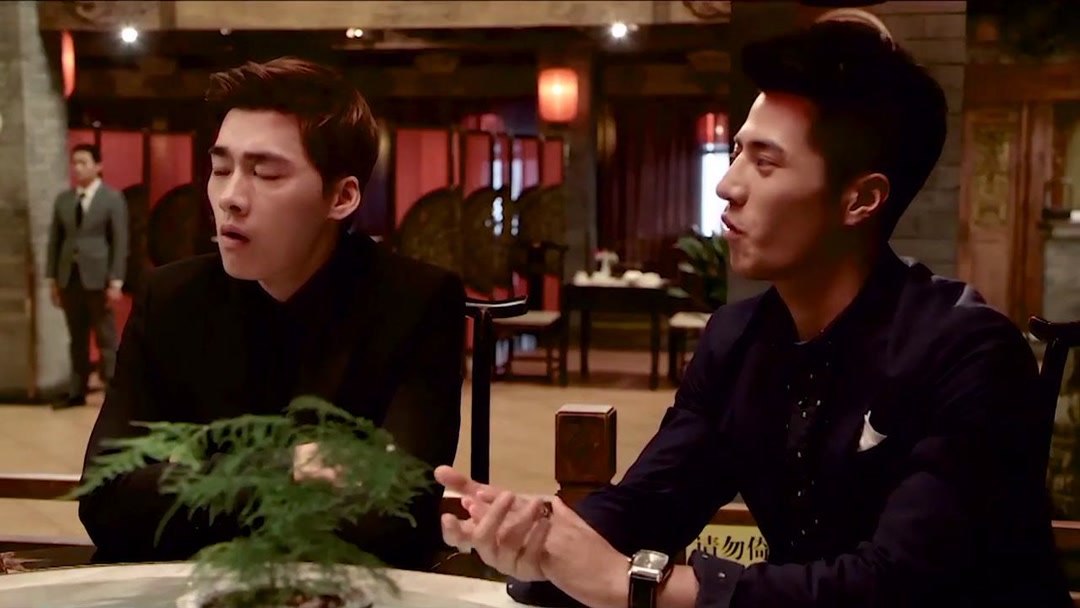 这么贵的茶美女要打包带回去煮茶叶蛋 #盗墓笔记