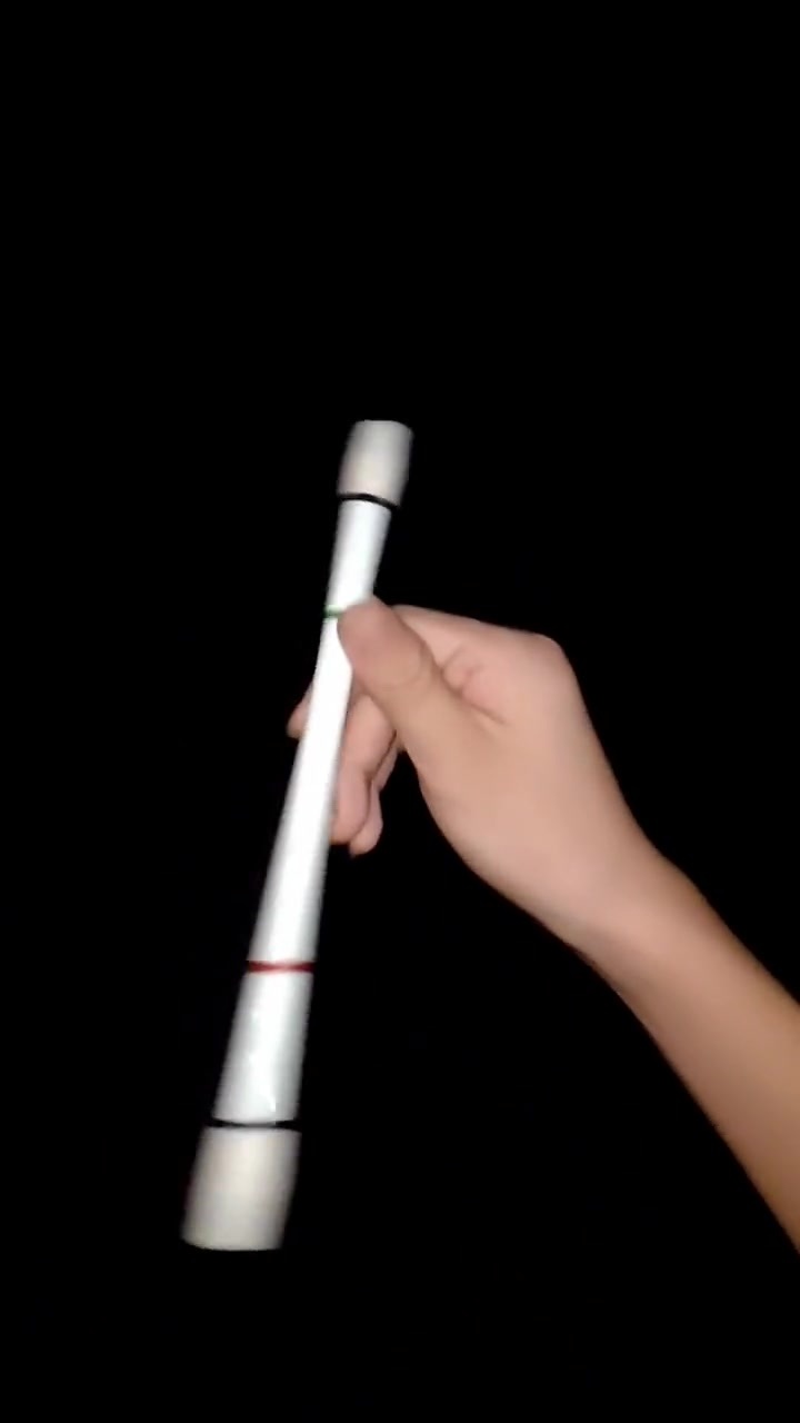 教你只需三指就能转的无限转笔