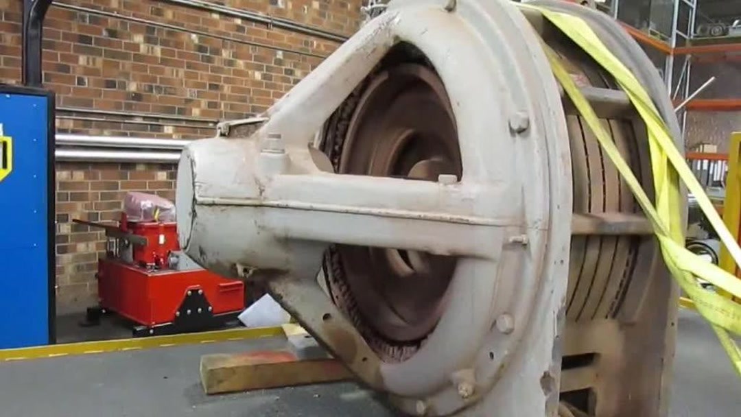 咆哮的声音, 大型电气电动机, 高速启动测试