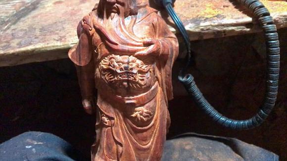 全程教你木雕基础雕刻,很适合刚刚准备入门木雕的朋友来学。