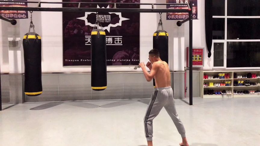 我们不是来改变世界的,我们就是世界。#体育生 #拳击运动员