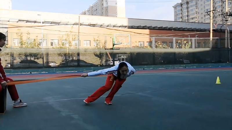 张虹老师陆地模拟滑冰训练法