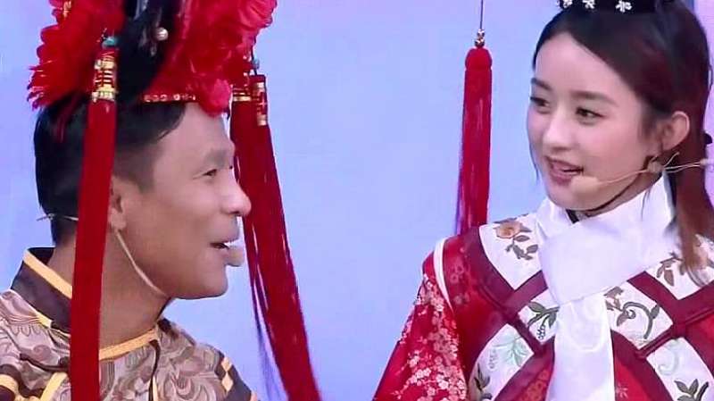 宋小宝上演《还珠格格》,赵丽颖版的容嬷嬷成功洗白!